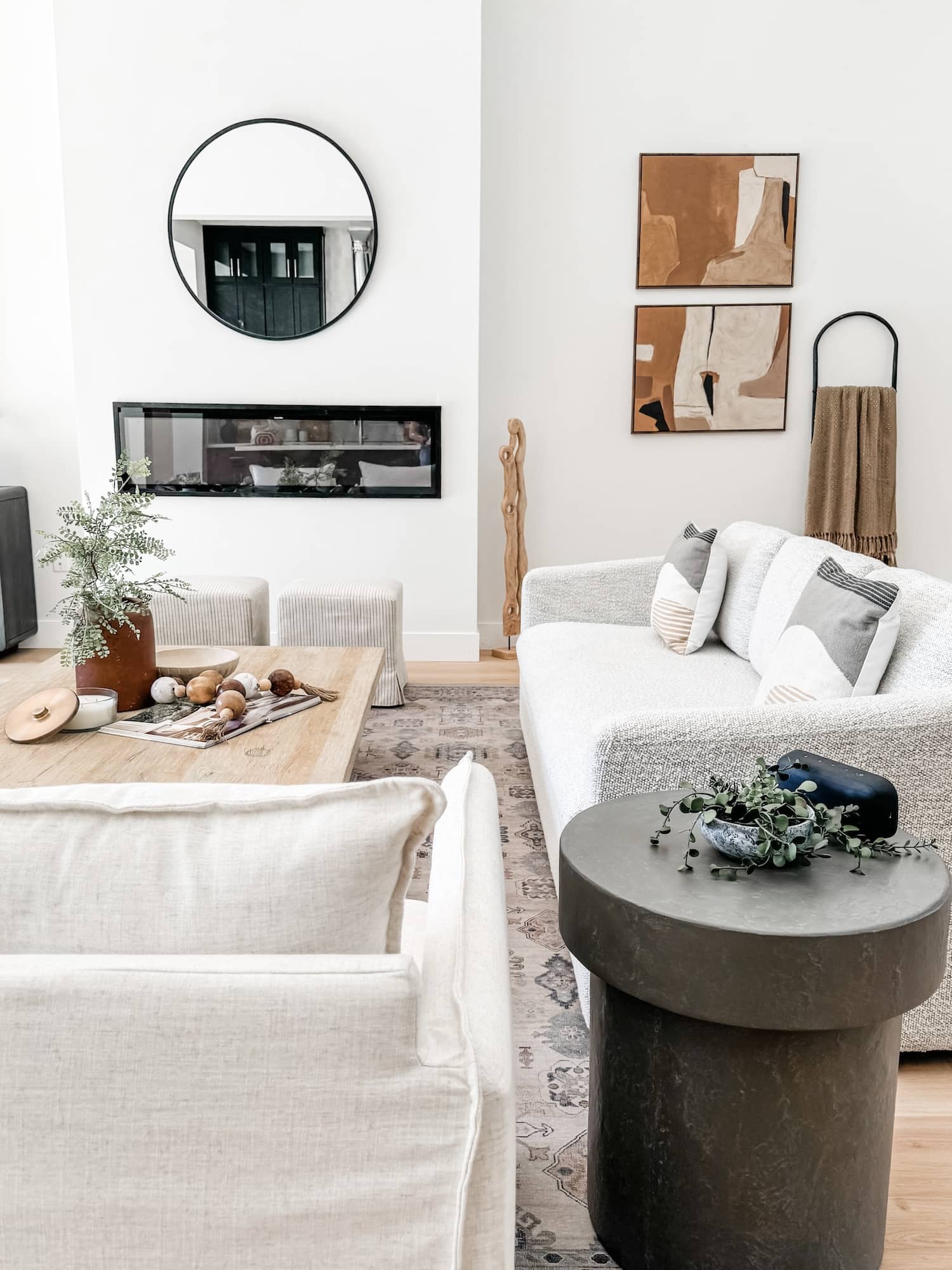 Home Staging Sacramento - mint home staging company